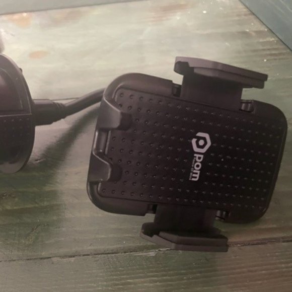 POM | Cell Phones & Accessories | Pom Phone Mount | Poshmark